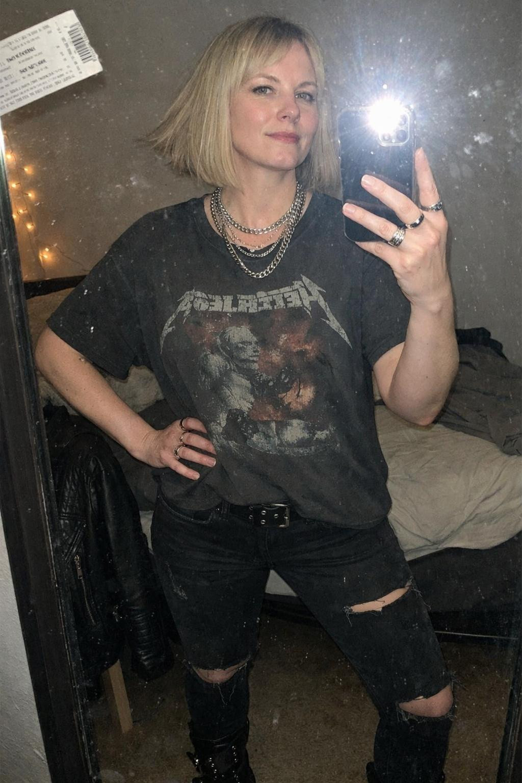 20+ Stunning Rock Concert Outfit Ideas You'll Love